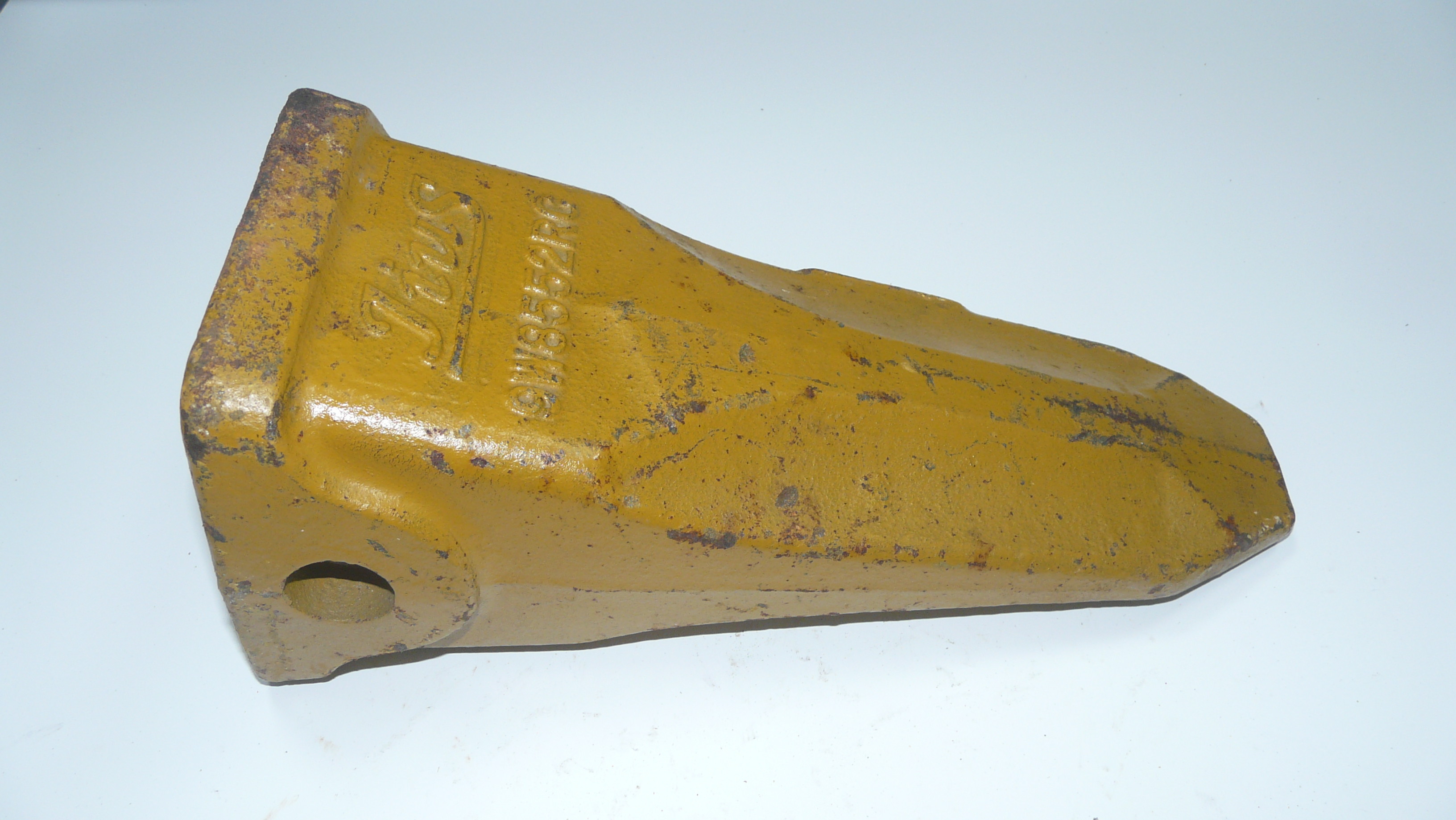 1U3552 Construction Machinery Excavator Spare Part Alloy Steel Casting ...