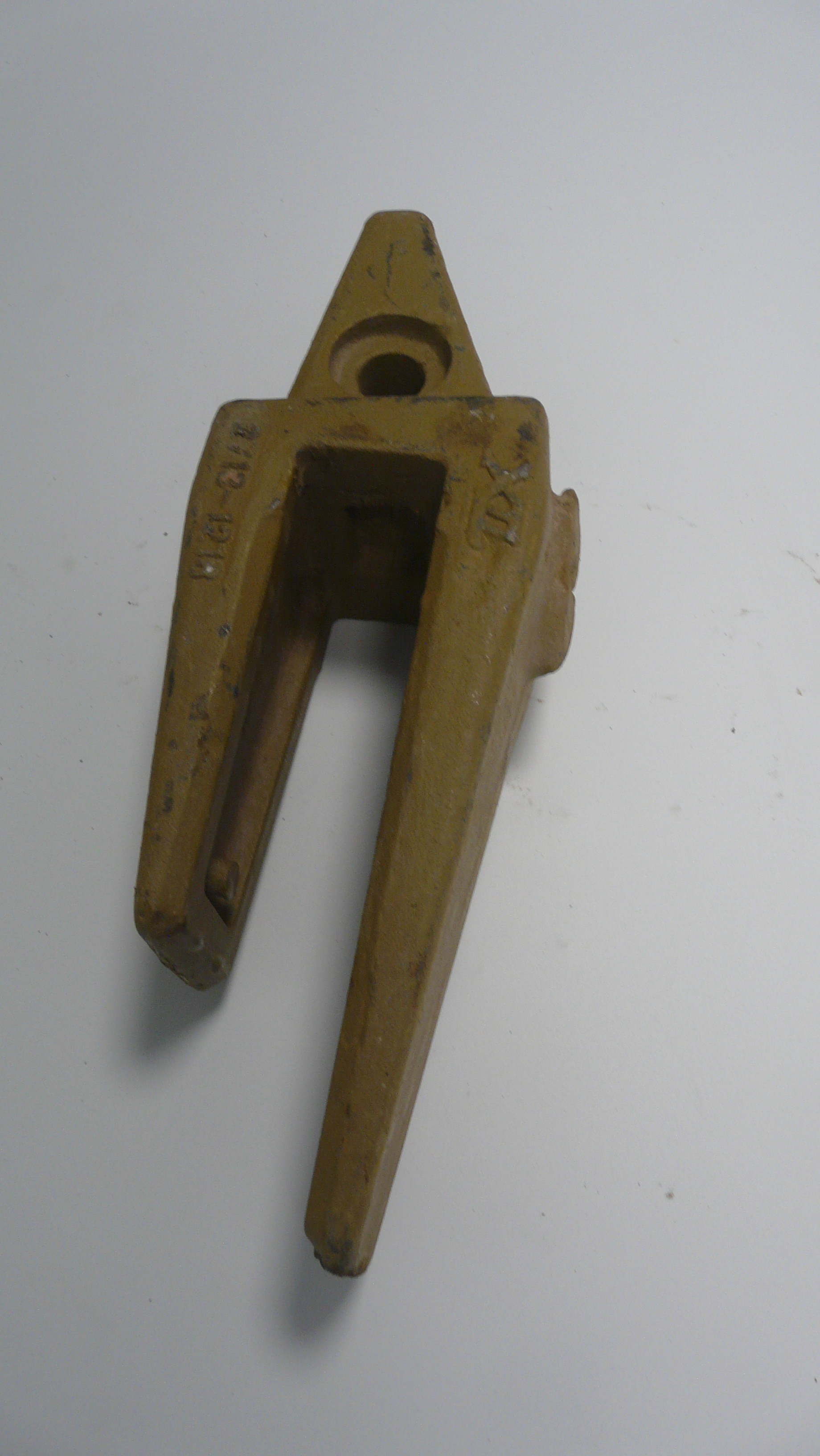 Durable Bucket Teeth And Adapters Precision Casting 2713-1218 OEM For ...